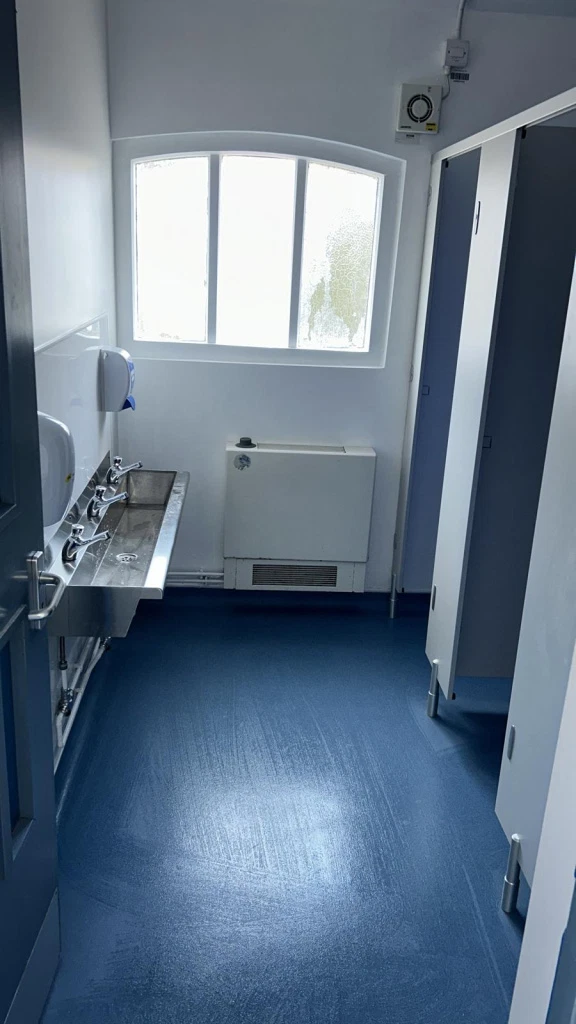 School WC Blocks – Full Refurbishment & Reconfiguration – DBS-Projects Ltd.